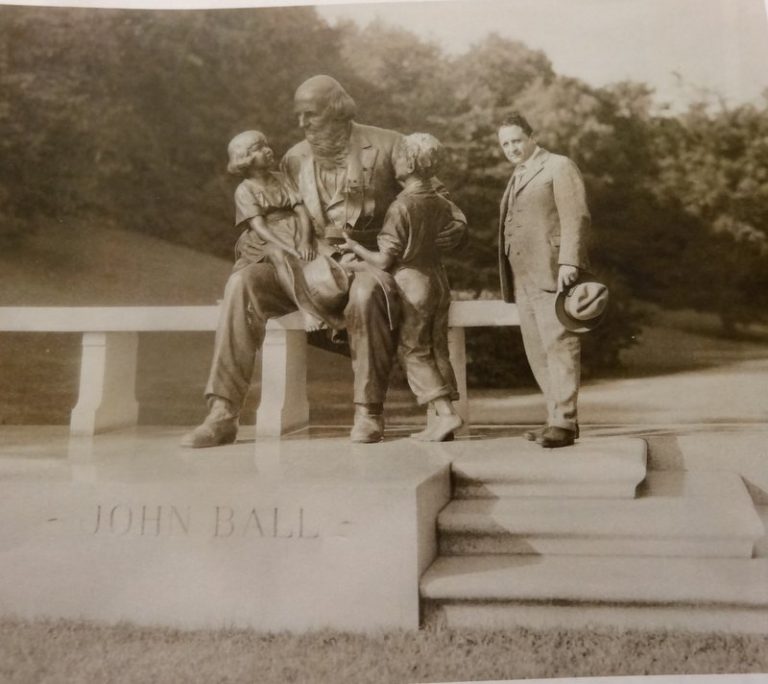 Art Stories | John Ball Zoo